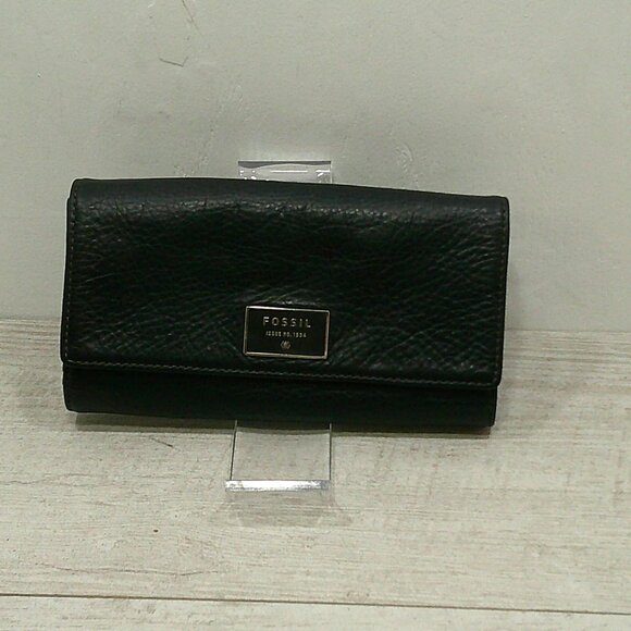 Fossil | Bags | Fossil Slim Black Leather Trifold Minimalist Wallet ...